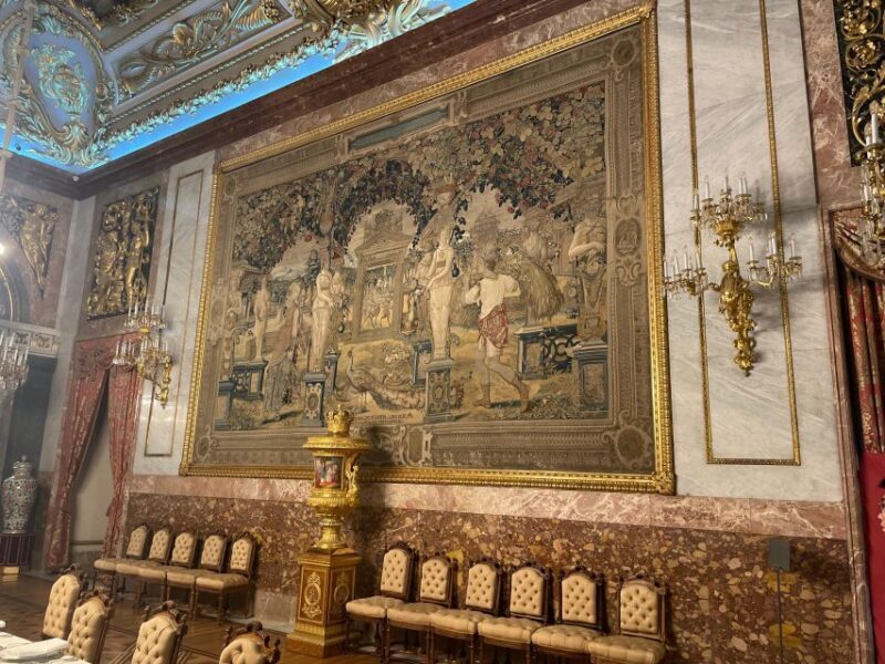 Madrid: Royal Palace tour - semi private or private - FAQ