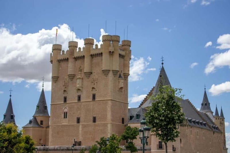 Madrid: Segovia & Ávila Full Day with Alcázar & Wall Tickets - Authentic Reviews and Traveler Insights