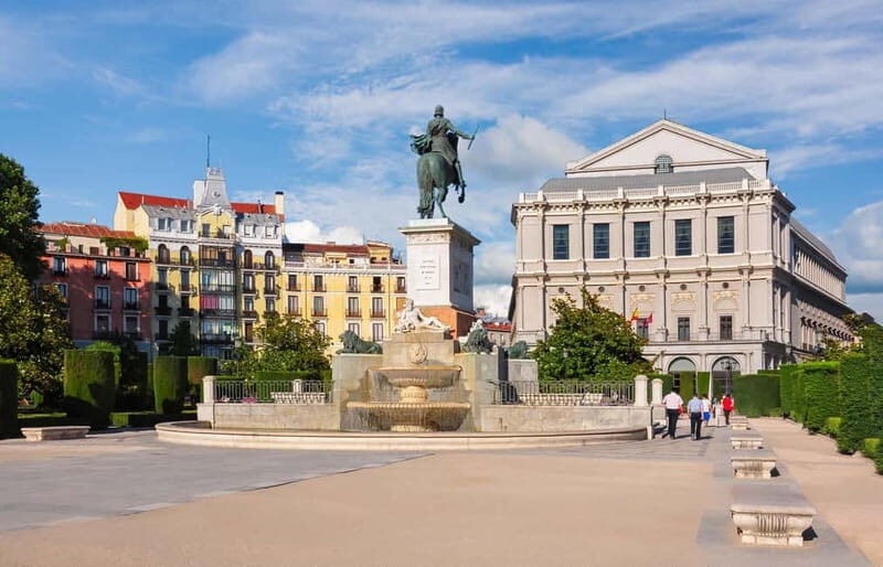 Madrid: Small-group historical walking tour - The Sum Up
