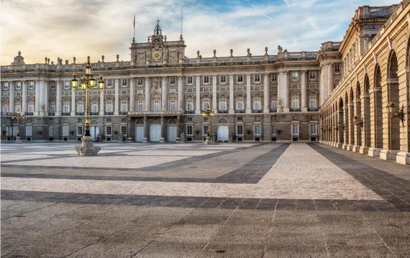 Madrid: The Royal Palace Skip-the-line Guided Tour - Analyzing the Value: Is It Worth It?