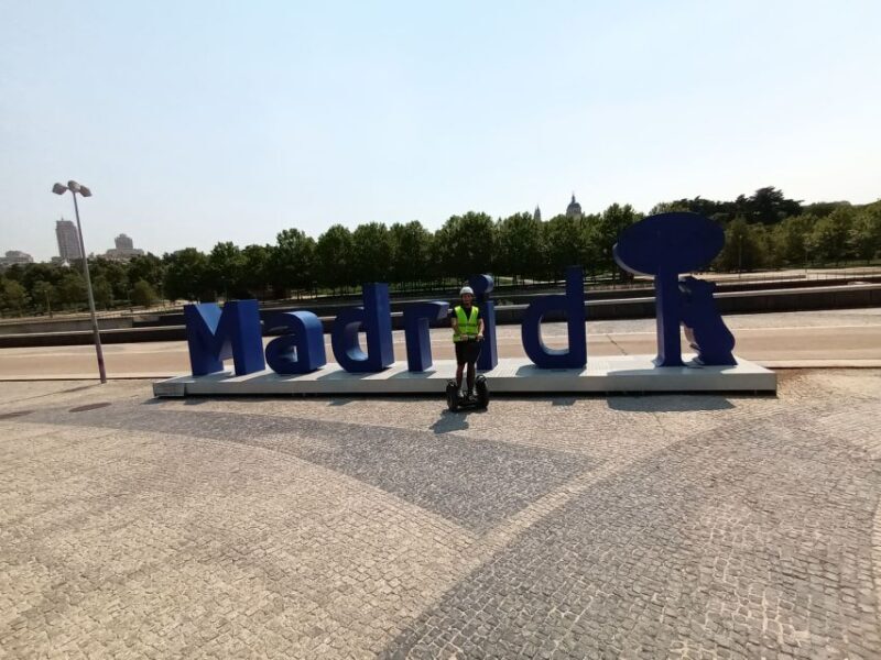 Madrid: Unforgettable Retiro Park Segway Tour - Key Points