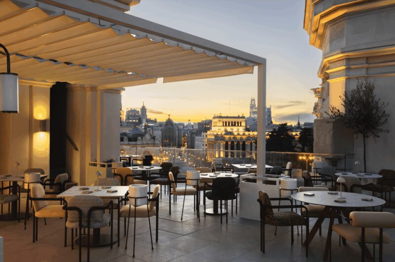 Madrid: Walking Tour, Prado Museum Visit & Rooftop Drinks - A Step-by-Step Look at what to Expect