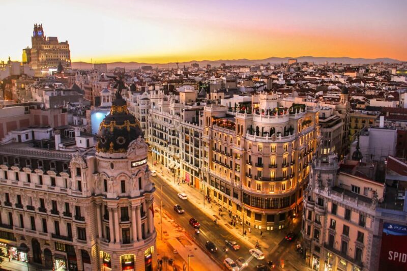 Madrid: Welcome to Madrid Guided Walking Tour in English - The Political Hub: Congress of Deputies