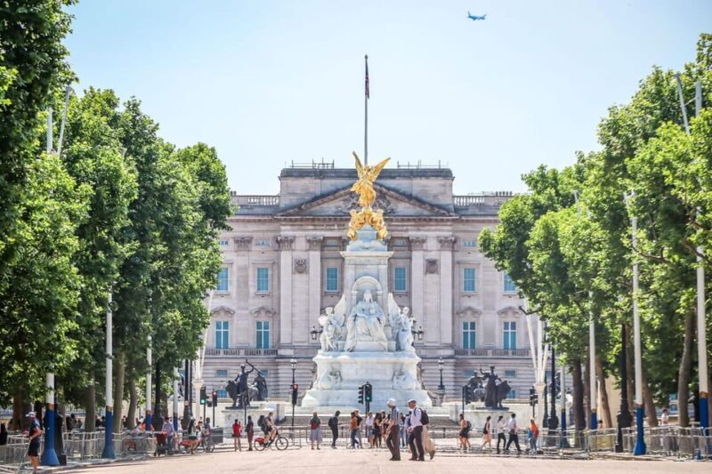 Madrid: Welcome to Madrid Guided Walking Tour in English - What Travelers Say About the Value