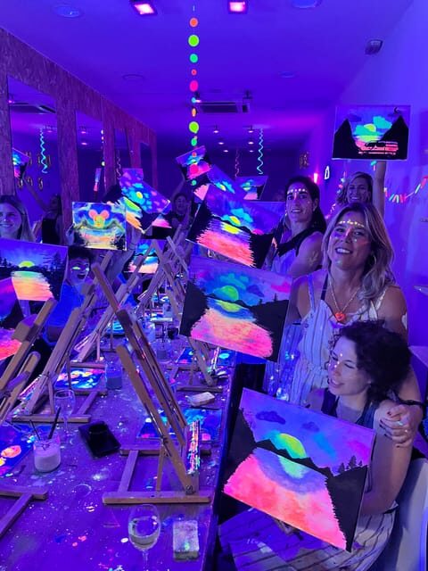 Madrid: Wine Gogh Glow Academy Paint and Sip Classes - Who Will Love This?