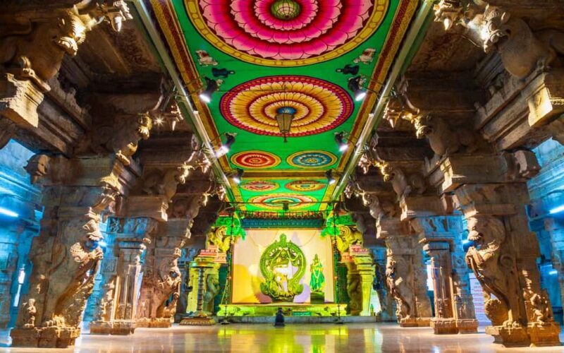 Madurai: Culture and History Night Tour of Temple and Palace - A Scene-Setting Introduction