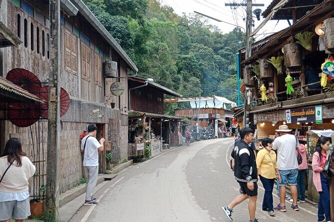 Mae Kampong Village, Hot Springs, Bor Sang Umbrellas Making Tour - Exploring the Chiang Mai Countryside: Mae Kampong, Hot Springs, and Bor Sang Umbrellas Tour