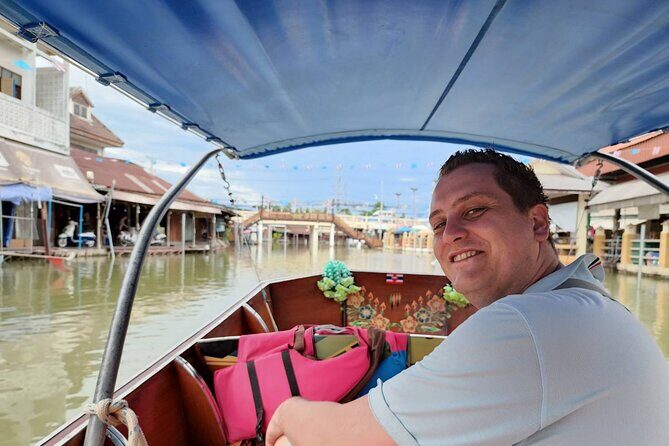 Mae Klong Railway, Amphawa Floating Market Day Tour from Bangkok - Authenticity and Traveler Perspectives