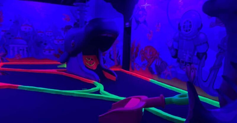 Magaluf ; Minigolf indoor - Breaking Down the Experience