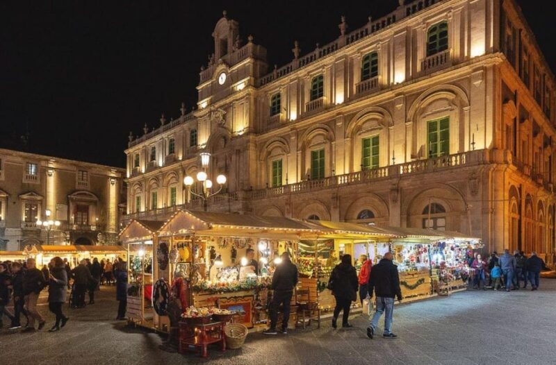 Magical Christmas in Catania: Private Tour among Lights, Nativity Scenes and Sicilian Flavors - Discovering Christmas Lights and Festive Atmosphere in Catania