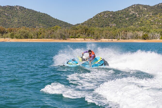 Magnetic Island 60 Minute Jetski Hire for 1-8 people - FAQ