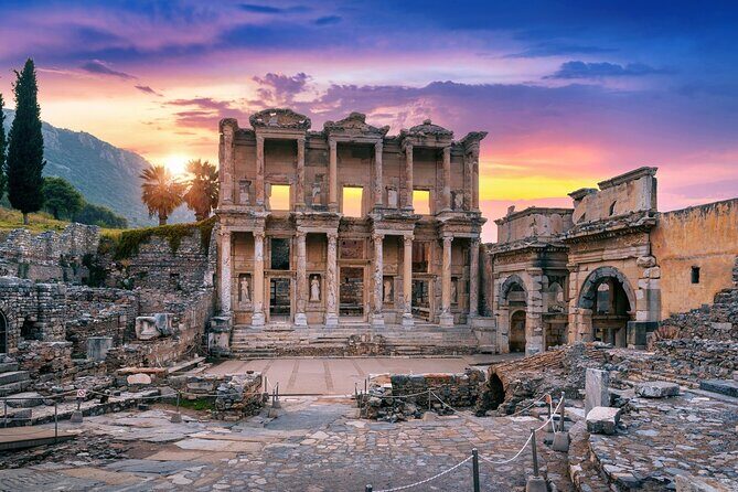 Magnificent Ephesus Tour From Kusadasi Hotels / Selçuk Hotels - The House of Virgin Mary