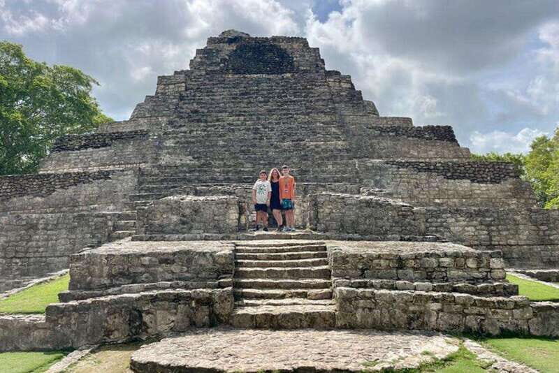 Mahahual: Chacchoben Mayan Ruins Tour - Snacks, Drinks, and Relaxation