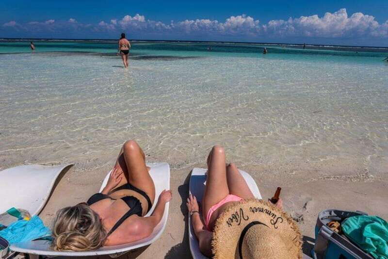 Mahahual: Snorkeling on the Great Mayan Reef - An In-Depth Look at the Snorkeling Adventure
