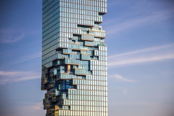 Mahanakhon Building Skywalk - Free Upgrade to Rooftop - Our Honest Take