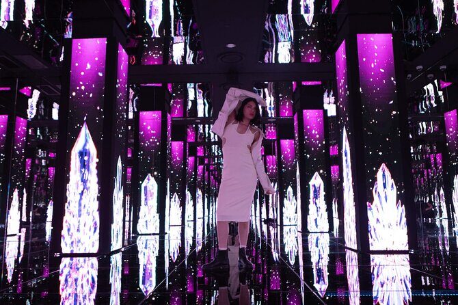 Mahanakhon SkyWalk Tickets in Bangkok - An In-Depth Look at the Mahanakhon SkyWalk Experience