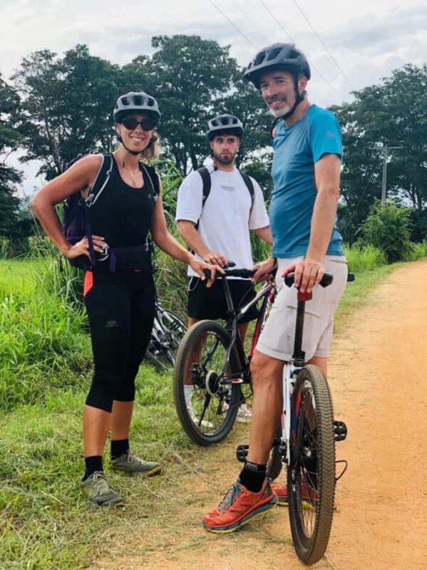 Mahiyanganaya: Guided Cycling Tour with Hotel Pickup - Key Points