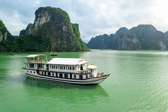 Mai Chau 2 Day Classic Group Tour - The Sum Up