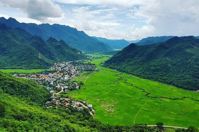 Mai Chau Valley Tribe Day Tour from Hanoi - A Closer Look at the Mai Chau Valley Day Tour