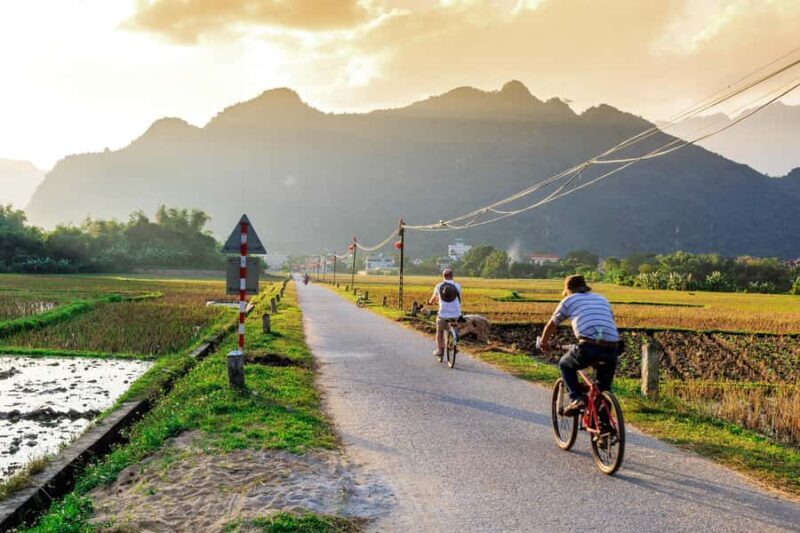 Mai Chau: Valley Walk Tour with Local Villages - What to Expect from the Mai Chau Valley Walk