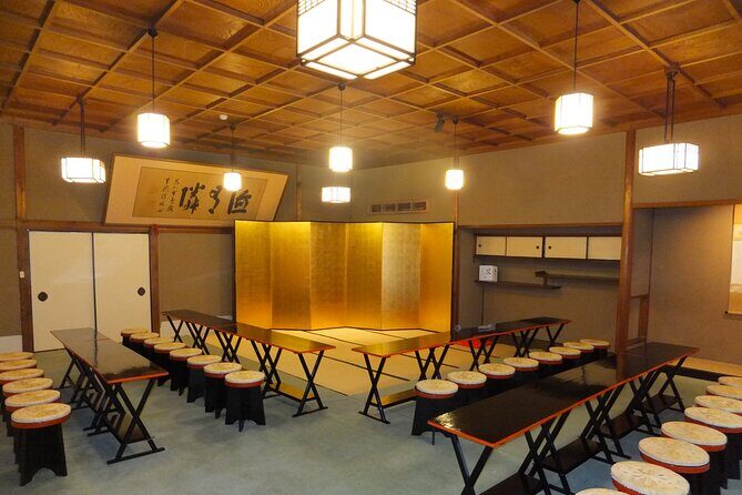 Maiko Dance Show and Kinkakuji Temple Walking Tour - FAQ