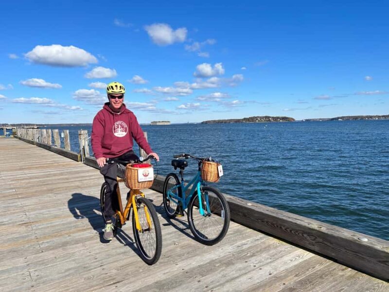 Maine Coastal Lighthouse:Two-hour bicycle tour - The Highlights of the Tour