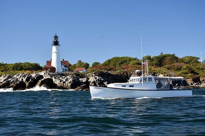 Maine Fall Foliage Private Lobster Boat Cruise with Local Drinks - An Authentic Look at the Maine Fall Foliage Boat Tour