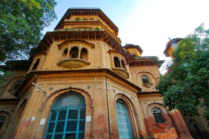 Majestic Kapurthala from Amritsar: Palaces, Temples, and More - FAQ