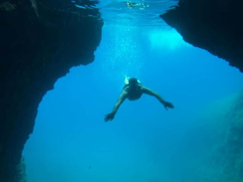 Makarska: 3 island, Cave, Cliffs, Jelsa, Lagoon, Golden Horn - Starting Point: Makarska Port