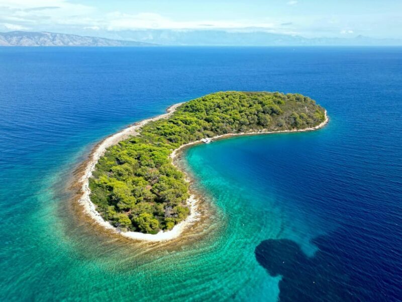 Makarska: 3-Island Speedboat Tour with Cave and Blue Lagoon - An Overview of what to Expect