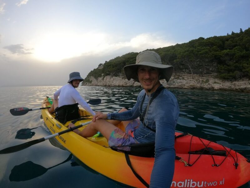 Makarska: Guided Sea Kayaking Tour with Snorkeling Stop - Key Points
