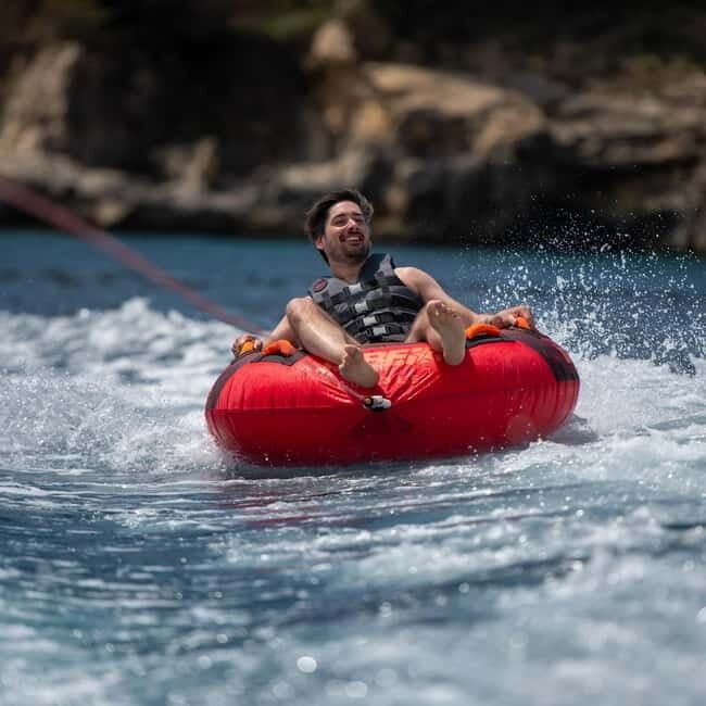 Makarska: Water sports , Water Tubing - MPL Nautika - What Makes the Water Tubing Experience Stand Out?