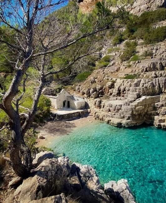 Makarska:Private halfday boat tour,Hvar,blue Cave or Brac - An Up-C Close Look at the Tour Experience