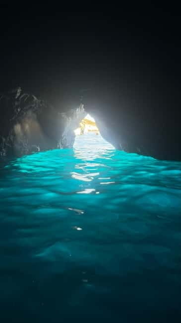 Makarska:Private halfday boat tour,Hvar,blue Cave or Brac - What To Expect: Comfort, Adventure, and Authenticity