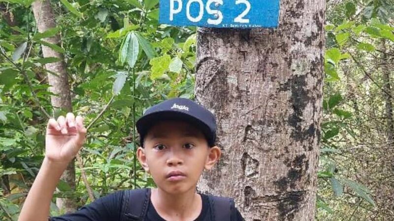 Makassar: Sunset Trek Bulusaukang  Mountain from the City - Key Points