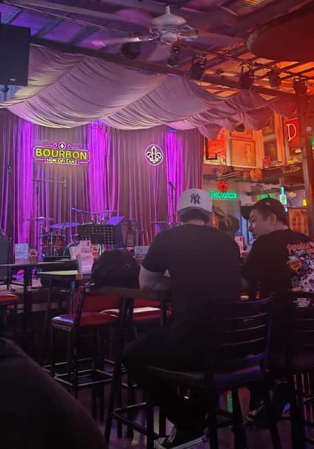 Makati: Poblacion Nightlife Tour with Female Guide - Practical Value and Who Will Enjoy This Tour