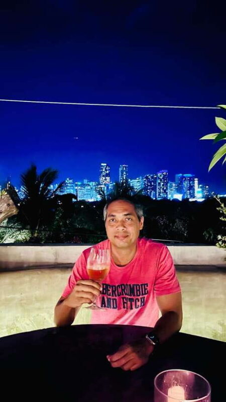 Makati Rooftop Barhopping with Local Guide - The Drinks, Views, and Cultural Touches
