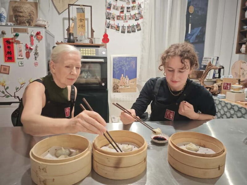Make Soup Dumpling: Vegan or Pork in Shanghai Shikumen - A Detailed Look at the Experience