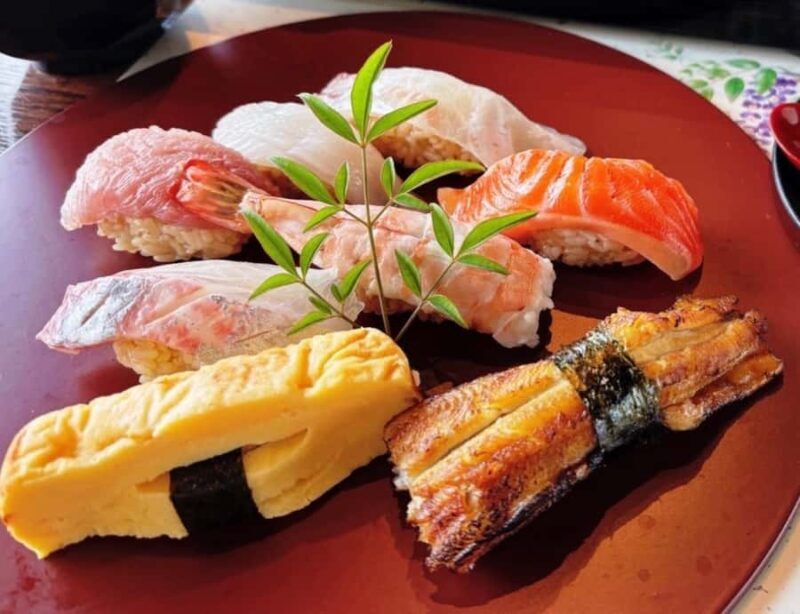 Make sushi while enjoying the spectacular view of Fukuoka - Introduction: A Unique Fukuoka Experience