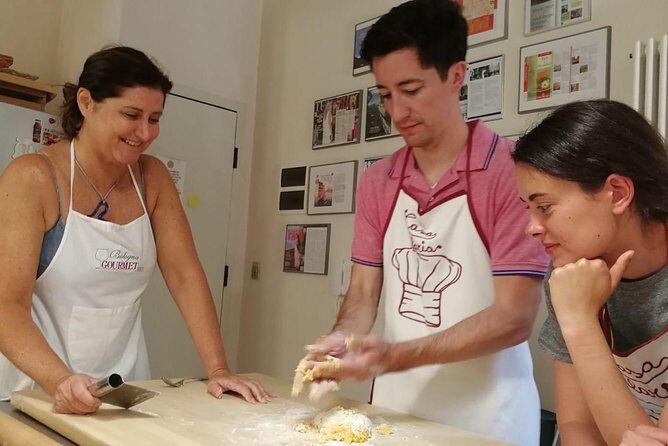 Make traditional handmade pasta from scratch with a local chef! - Why This Cooking Class Stands Out