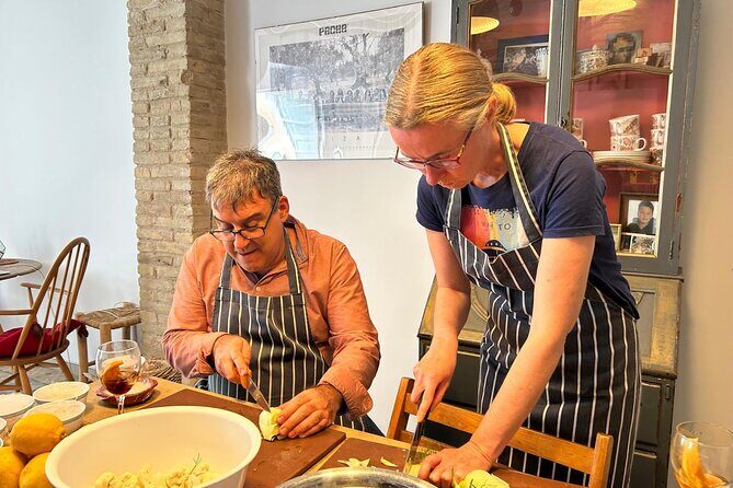 Make Valencian 'Pizza' in Ruzafa - An In-Depth Look at the Tour Itinerary