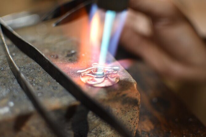 Make Your Own Bali Silver Jewelry Class with Balinese Family - Key Points