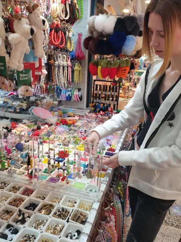 Make Your Own Beaded Necklace & Explore Dongdaemun Market - An Introduction to the Experience