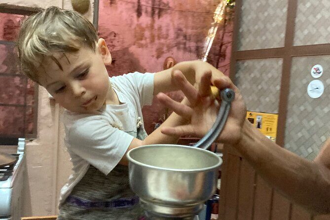 Make Your Own Chocolate with Oaxacan Tradition Private Class - Why This Tour Excels
