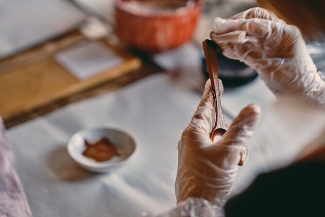 Make your own Spoon: Private Woodworking and Lacquerware Session - An In-Depth Look at the Experience