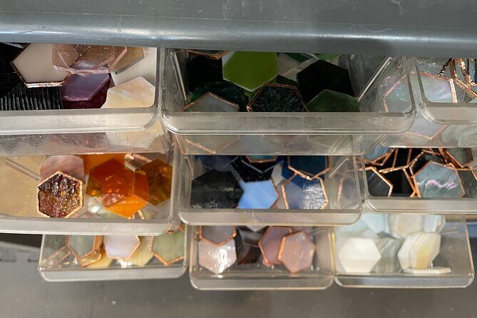 Make Your Own Stained Glass Honeycomb - Key Points