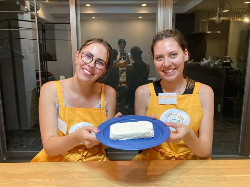 Making Fresh To-fu from soybeans in Kyoto - The ideal traveler for this experience