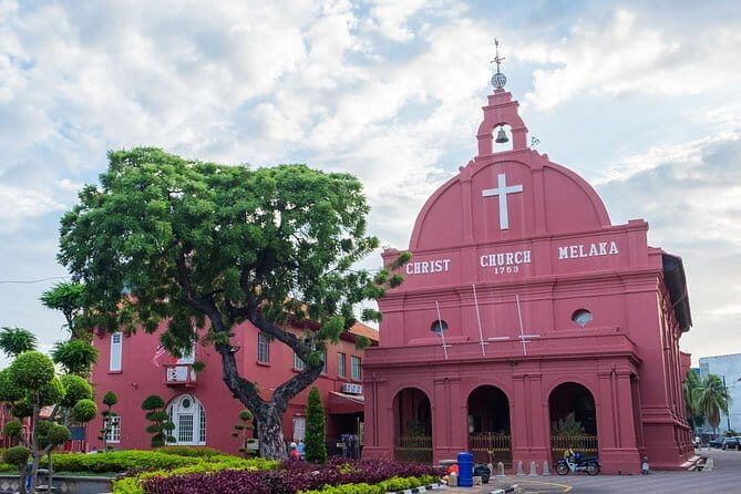Malacca City Tour and River Cruise with Baba and Nyonya Lunch - Key Points