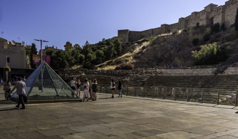Málaga: 3-Hour Complete Walking Tour with Tickets - Why Choose This Walk Through Malaga?