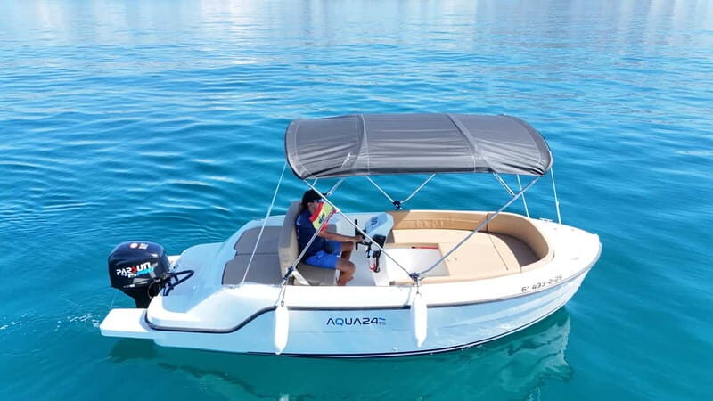 Malaga: 6-Seater Speedboat License-free Boat Rental - What To Expect On the Water